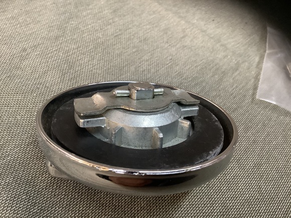 英国 レア ガスキャップ | S.E.V Marchal(FAAB)ガスキャップNOS(O1Type)2