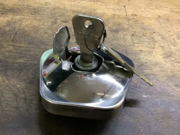 英国 レア ガスキャップ | WASO PENTAGON ガスキャップ・5