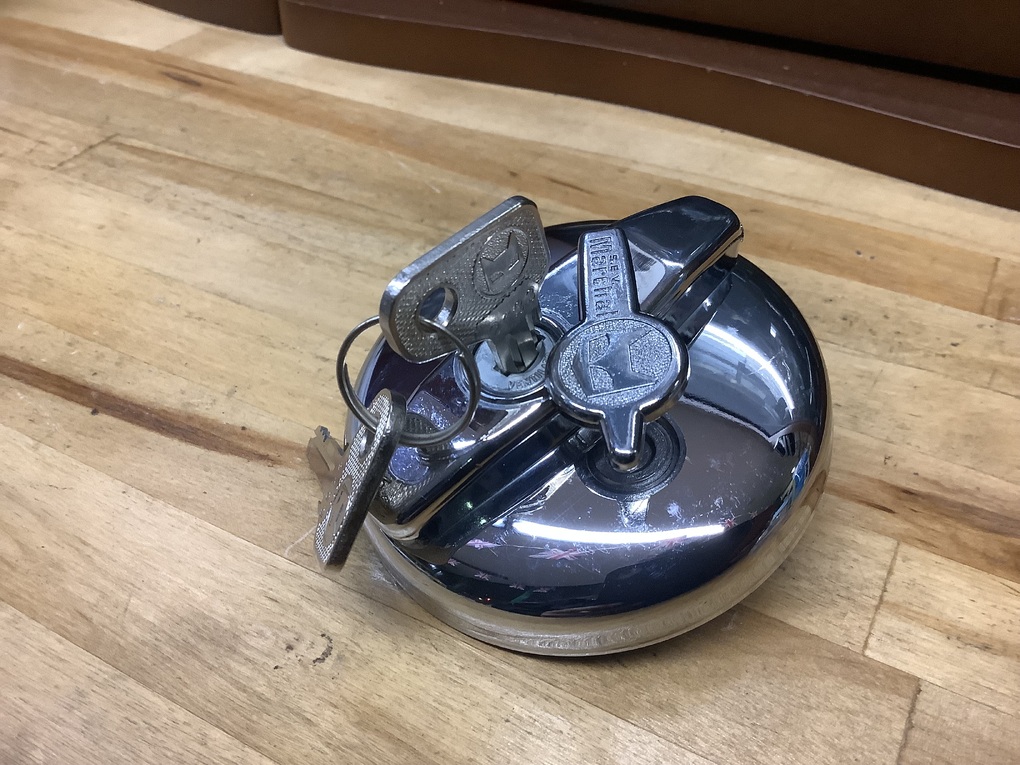 英国 レア ガスキャップ | S.E.V Marchal(FAAB)ガスキャップNOS(T-Type)